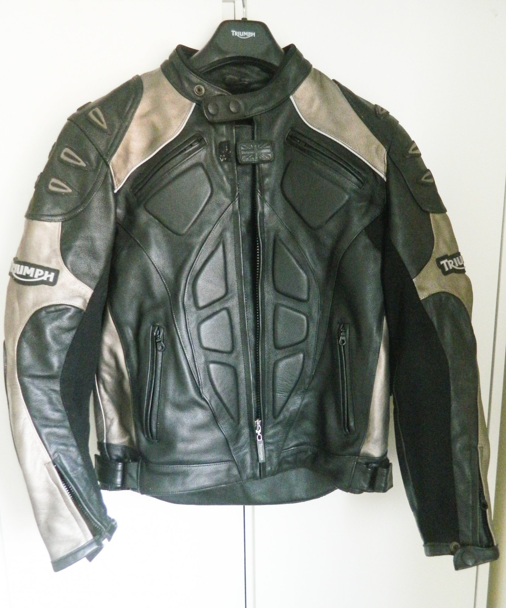 Triumph Textile Jacket size 42 (SOLD) & Triumph leather jacket size 42 ...