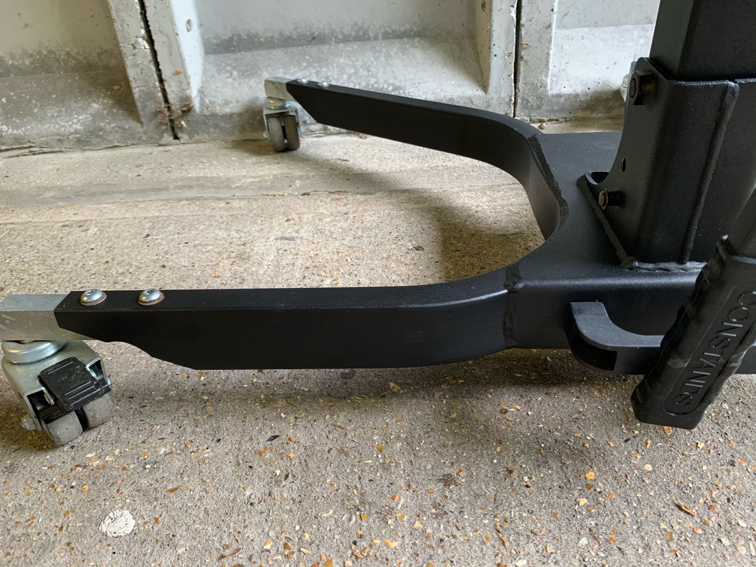 Constand Central Bike Lifter | 675.cc • Triumph 675 Forum