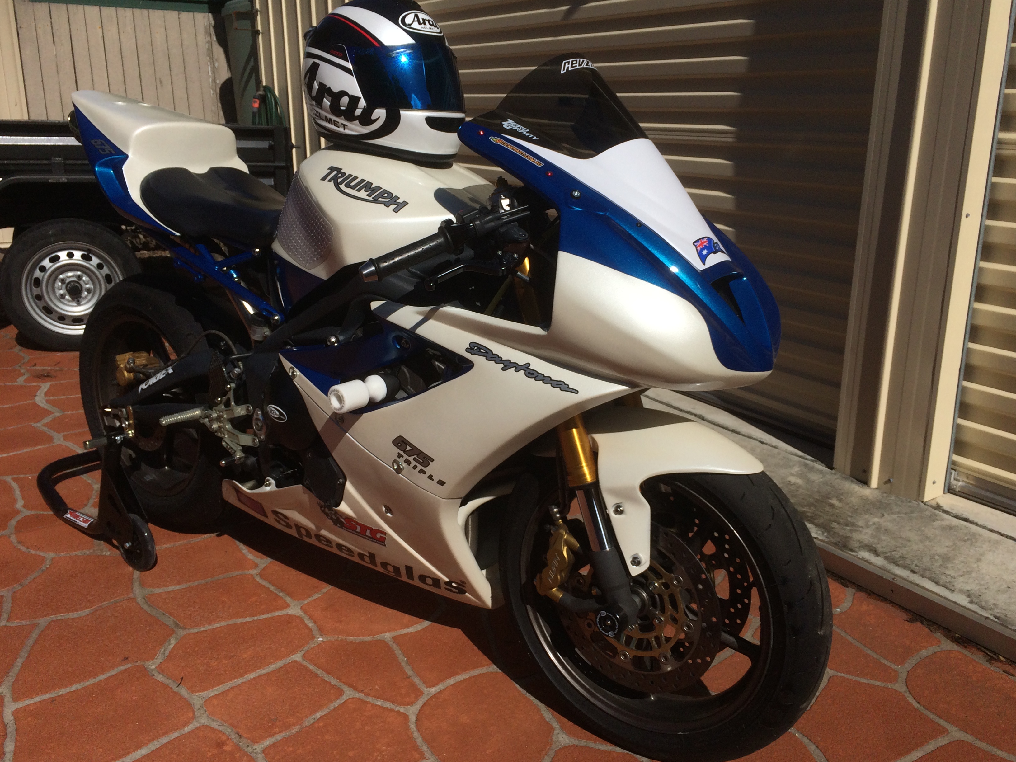 2009 D675 | 675.cc • Triumph 675 Forum